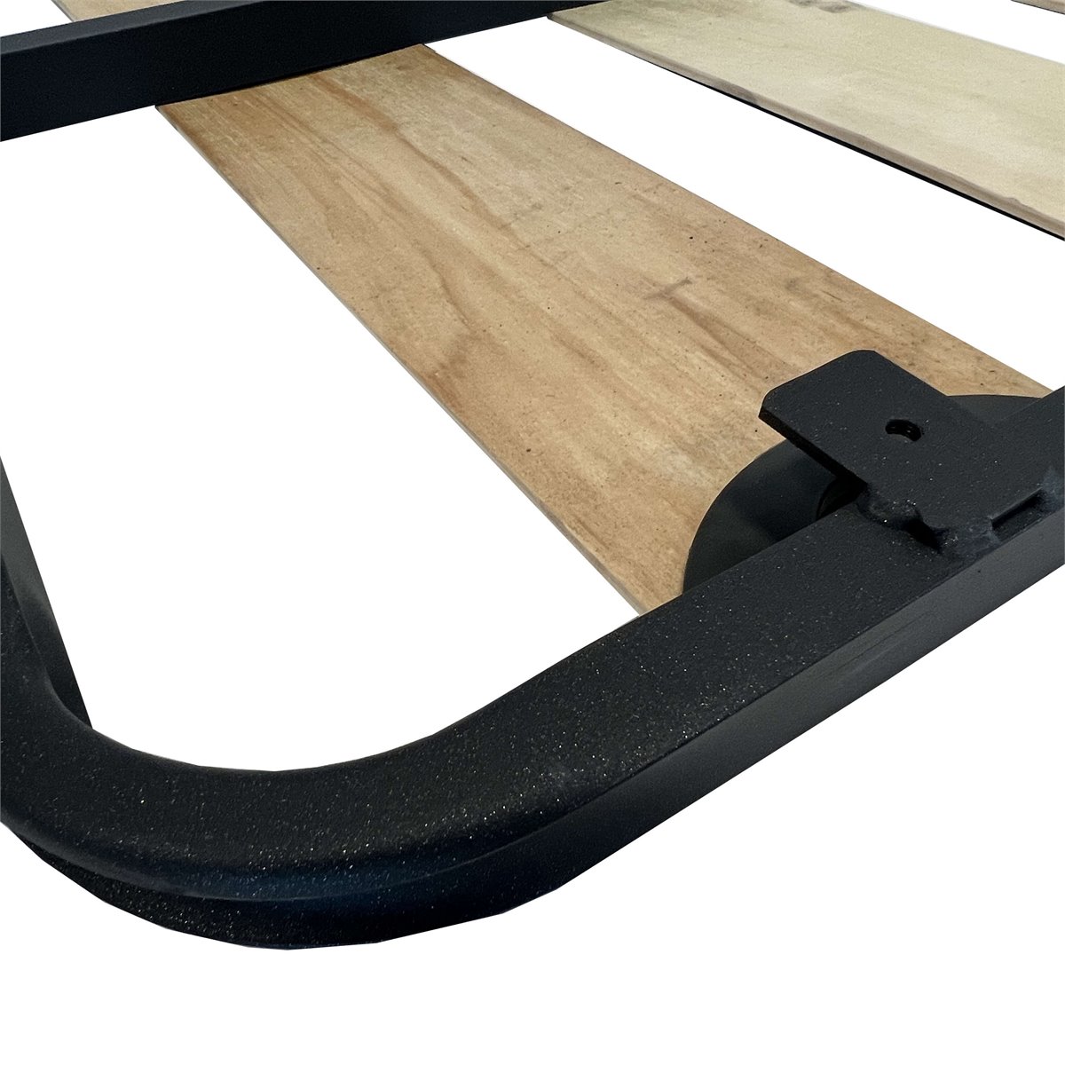 Base de cama 135x190 cm em tubo de aço 30x30 mm com reforço central de ...
